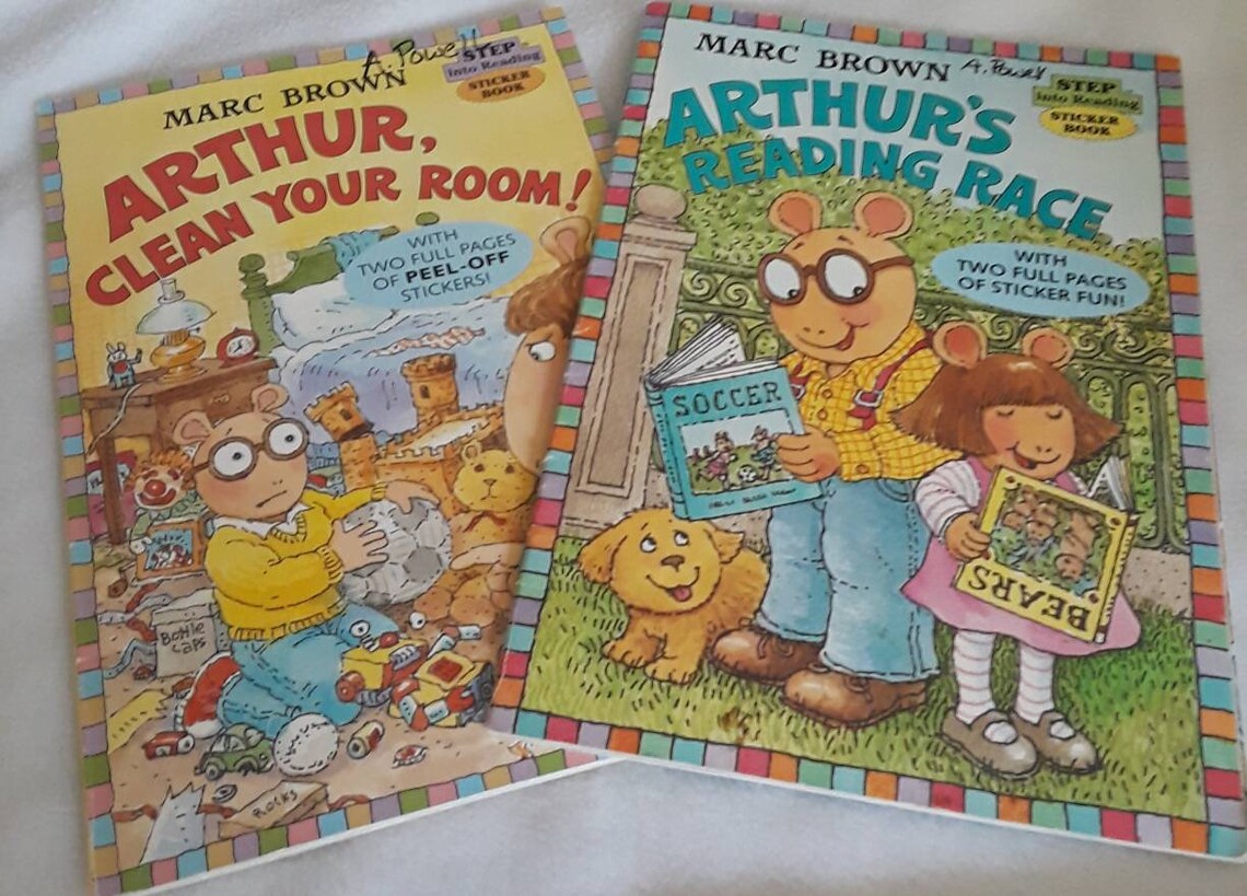 Lot of 2 Arthur Books by Marc Brown Arthur's Reading Race - Etsy