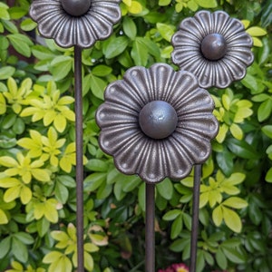 Daisy Garden Sculpture. Metal Flower. Metal Daisy. Plant - Etsy