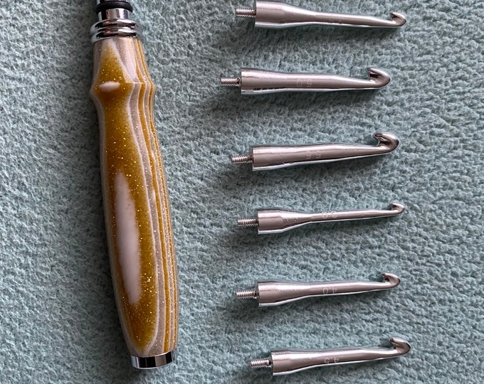 Interchangeable Crochet Hooks With Handcrafted Resin Handle & 8 Hooks ...
