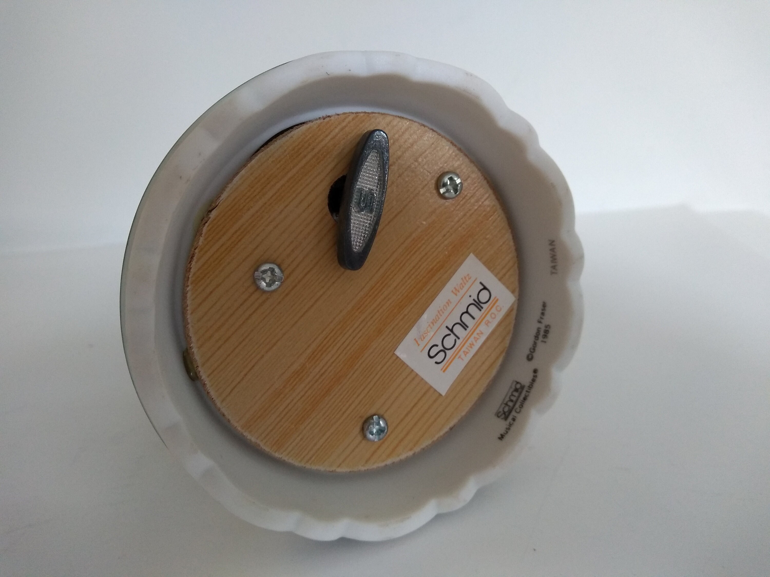 1985 Schmid Music Box Cat Music Box Cat in Green Dress | Etsy