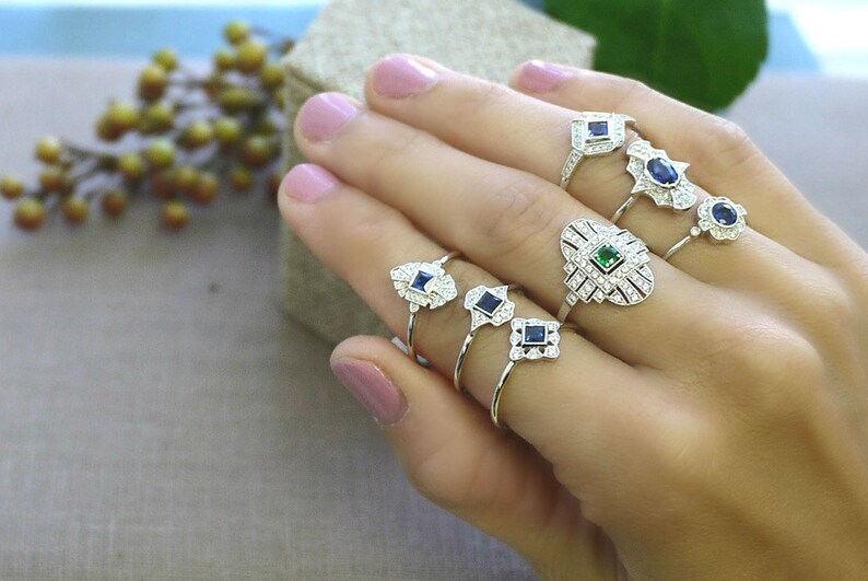 18K Solid Gold Side-way Cusion Cut Blue Sapphire or Emerald - Etsy