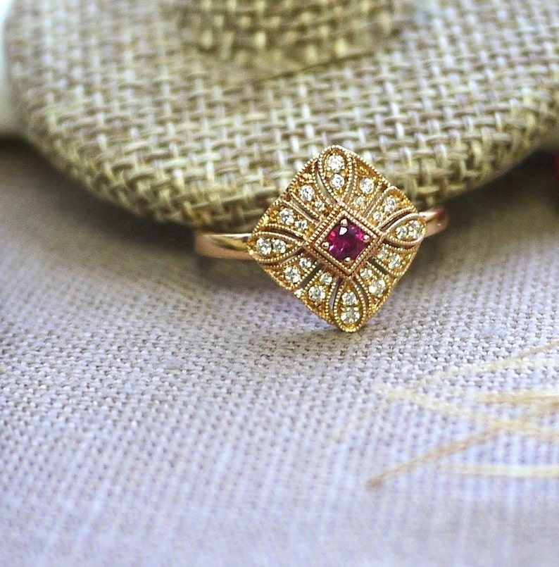 18K Solid Gold Ruby Diamond Art Deco Ring - Etsy