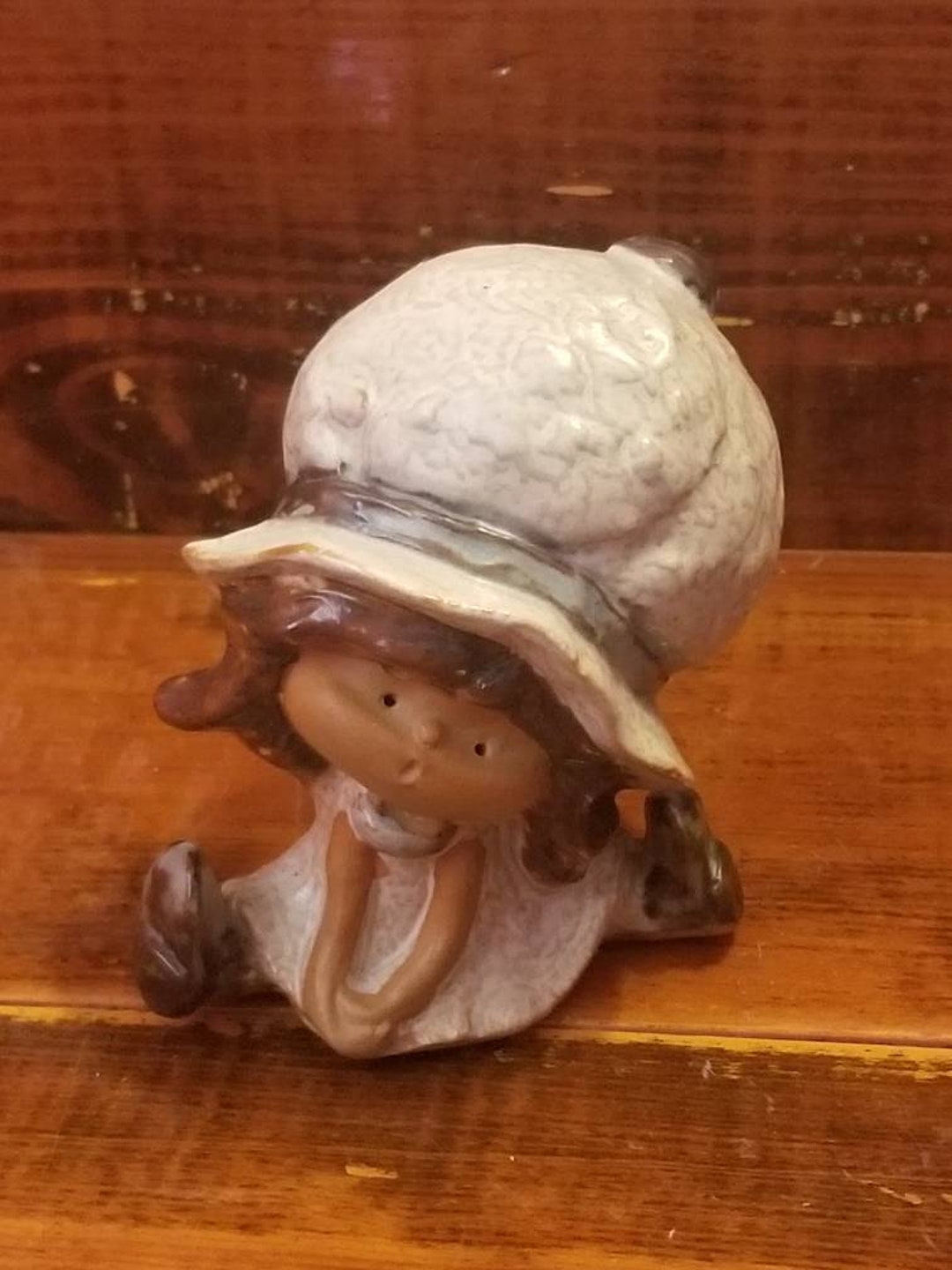 Sweet Vintage Chalkware Little GIRL in BONNET FIGURINE, Big Hat Girl ...