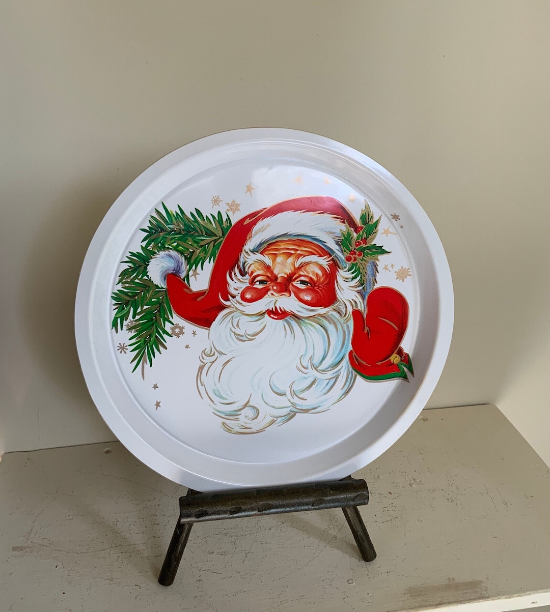 SANTA CHRISTMAS TRAYS Lot of 6, Vintage Santa Claus Hard Plastic Round ...