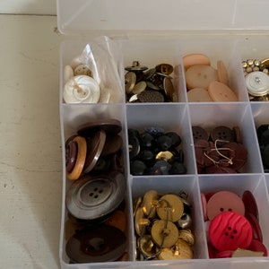Assorted VINTAGE BUTTONS and ORGANIZER, Craft Supplies, Sewing Supplies ...