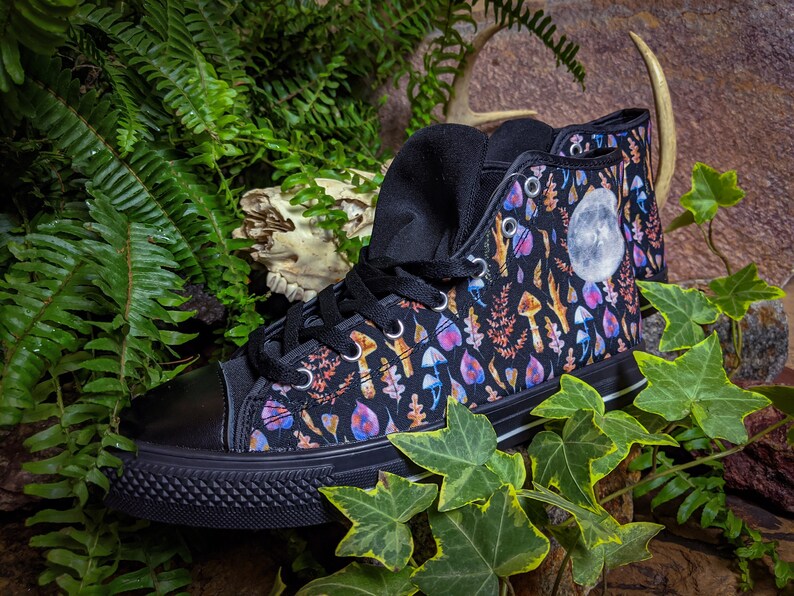 Mushroom Moon Hi-top Shoes / Pagan Clothing / Witchy Clothing - Etsy