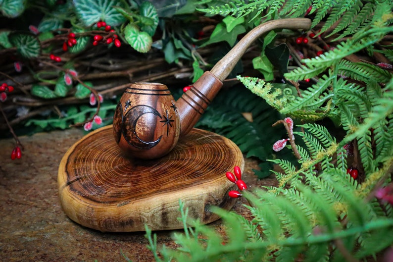 Hecate Tobacco Pipe / Triple Moon Goddess Pipe / Sherlock Pipe - Etsy