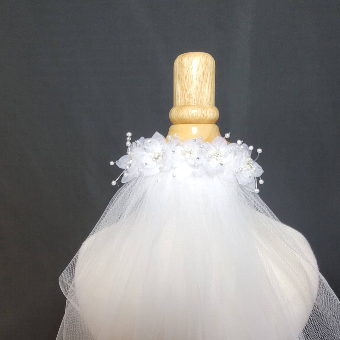 One-tier Short Veil With Organza and Pearl Flowers Communion Veil ...