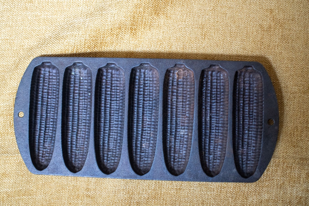 Vintage Lodge Like Cast Iron Cornbread Bake Pan Muffin Baking Campfire ...