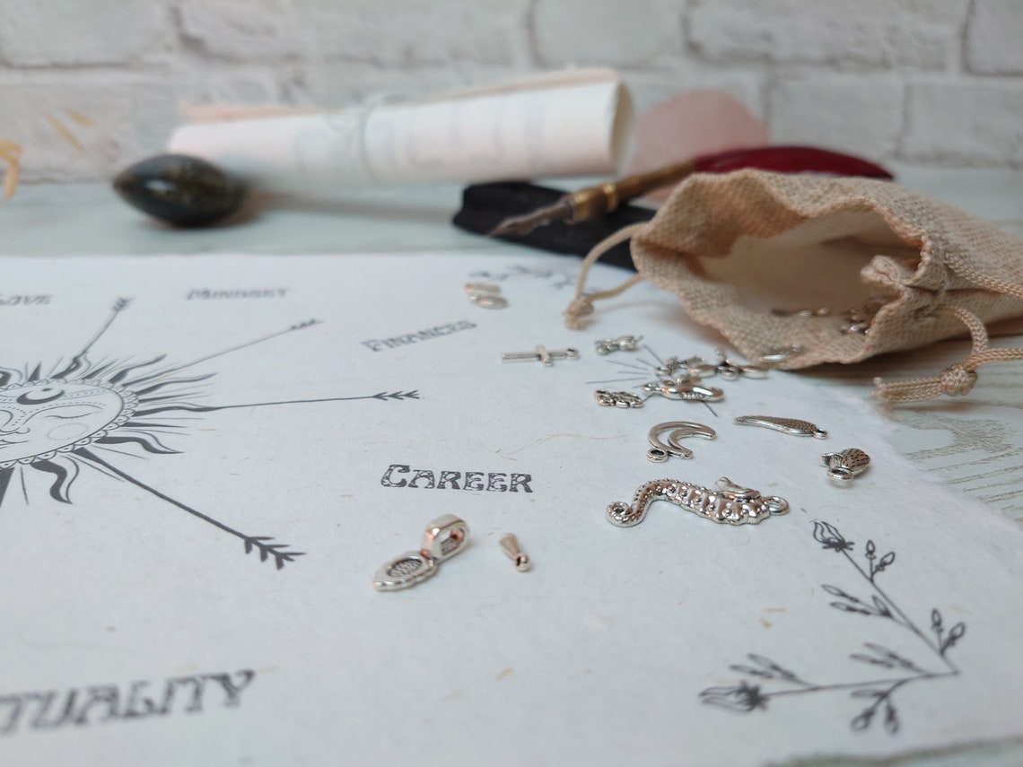 Charm Casting Mat for Charms Runes Bones Dice Lithomancy for - Etsy