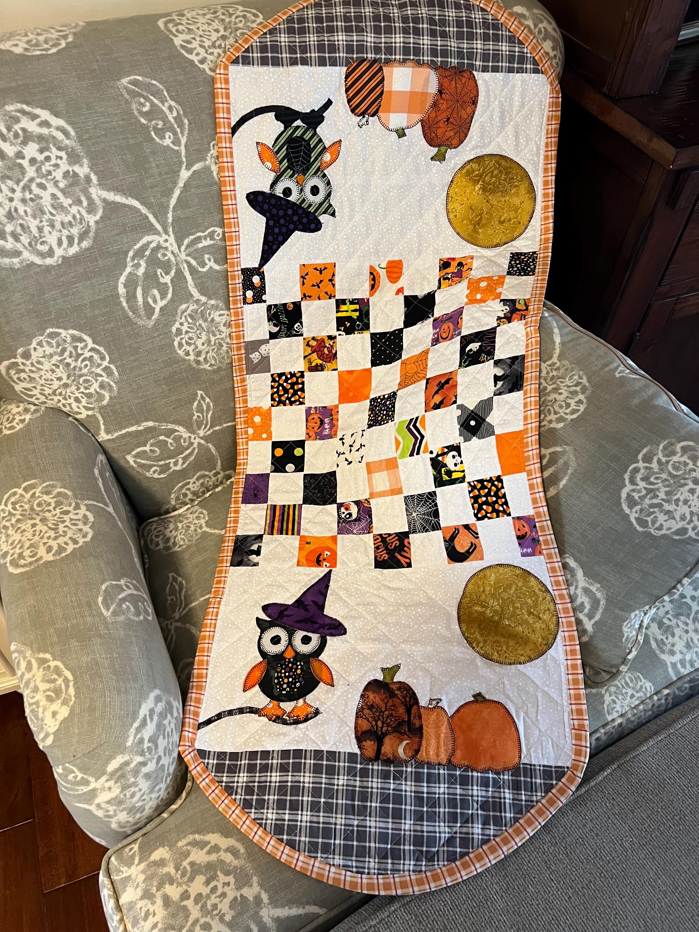 Halloween Owl Appliqué Quilted Table Runner - Etsy