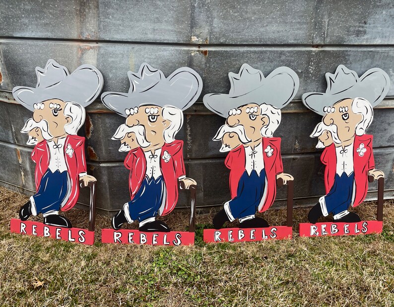 Colonel Rebel Wooden Yard Decor - Etsy