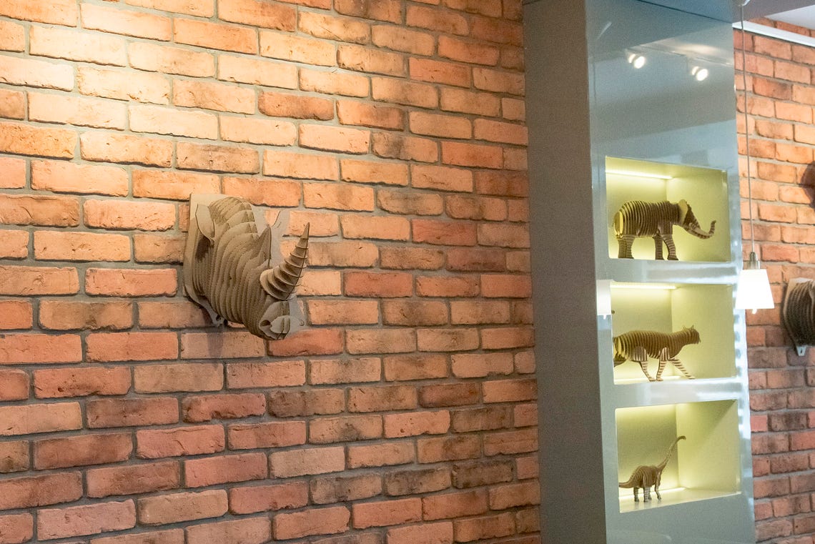 Edward - Rhino Trophy. Animal for Self-assembly Made of Ecological ...