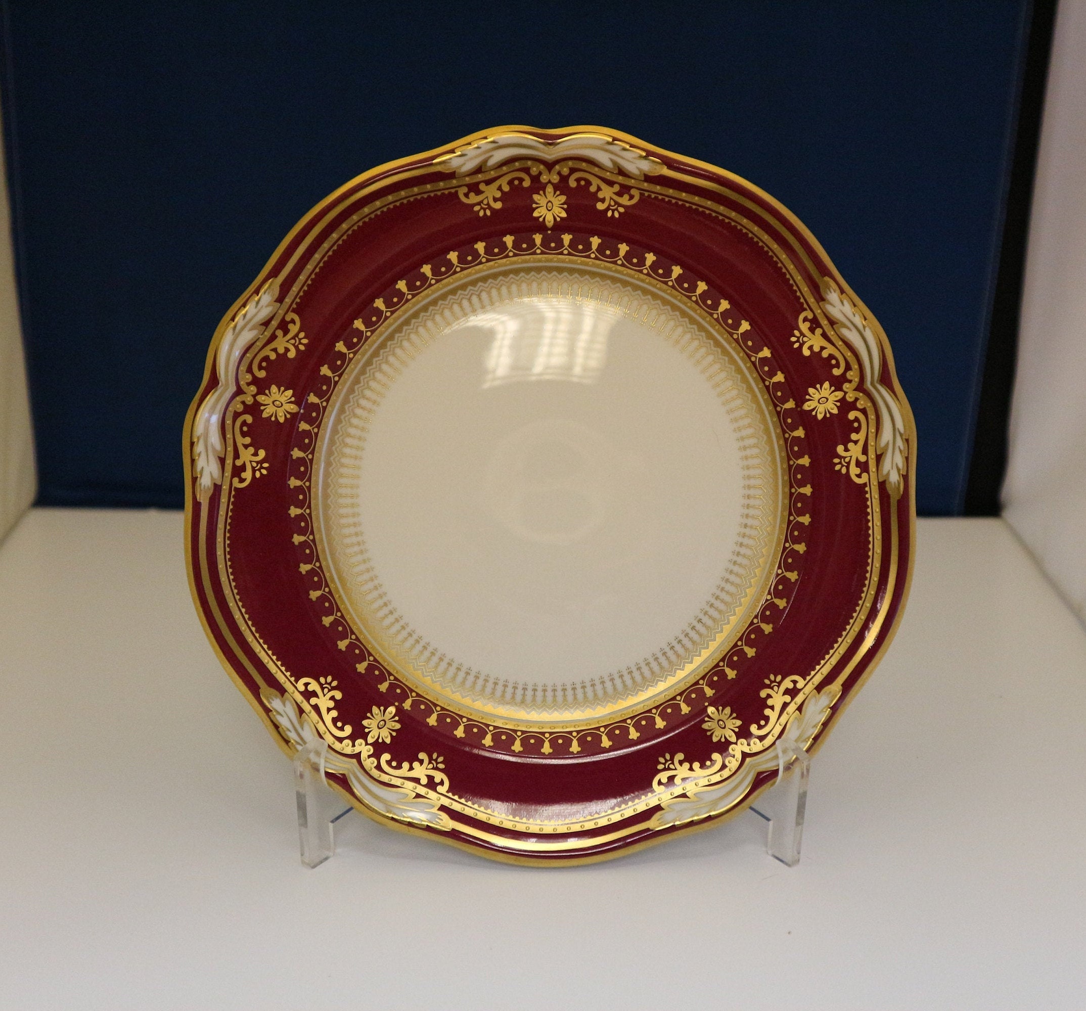 Spode, bone china desert plate in red and gold design - Etsy.de