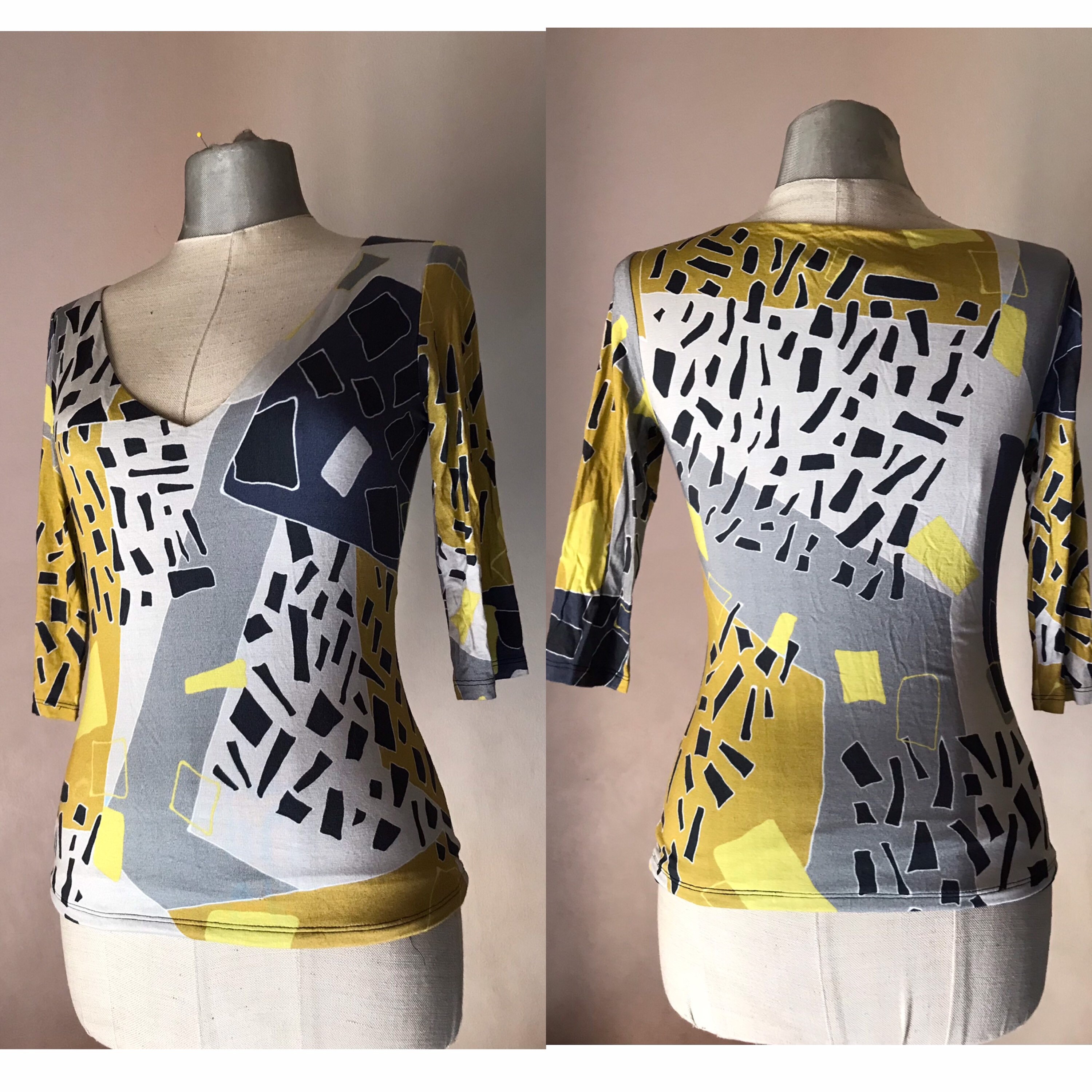 Cristina Capucci Y2K Vintage Stretchy Top Featuring Artsy Cristina Capucci Y2K Vintage Stretchy Top Featuring Artsy