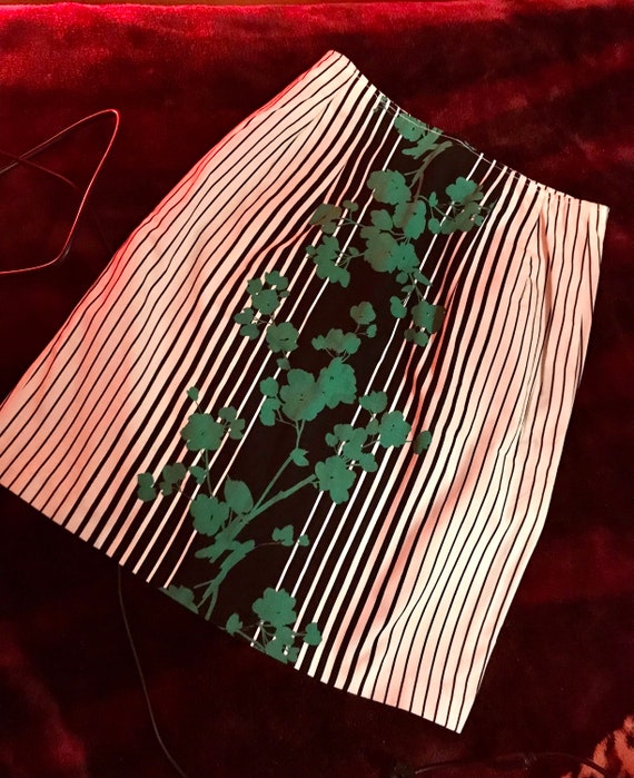 Novelty vertical striped 80s vintage straight line, b… - Gem