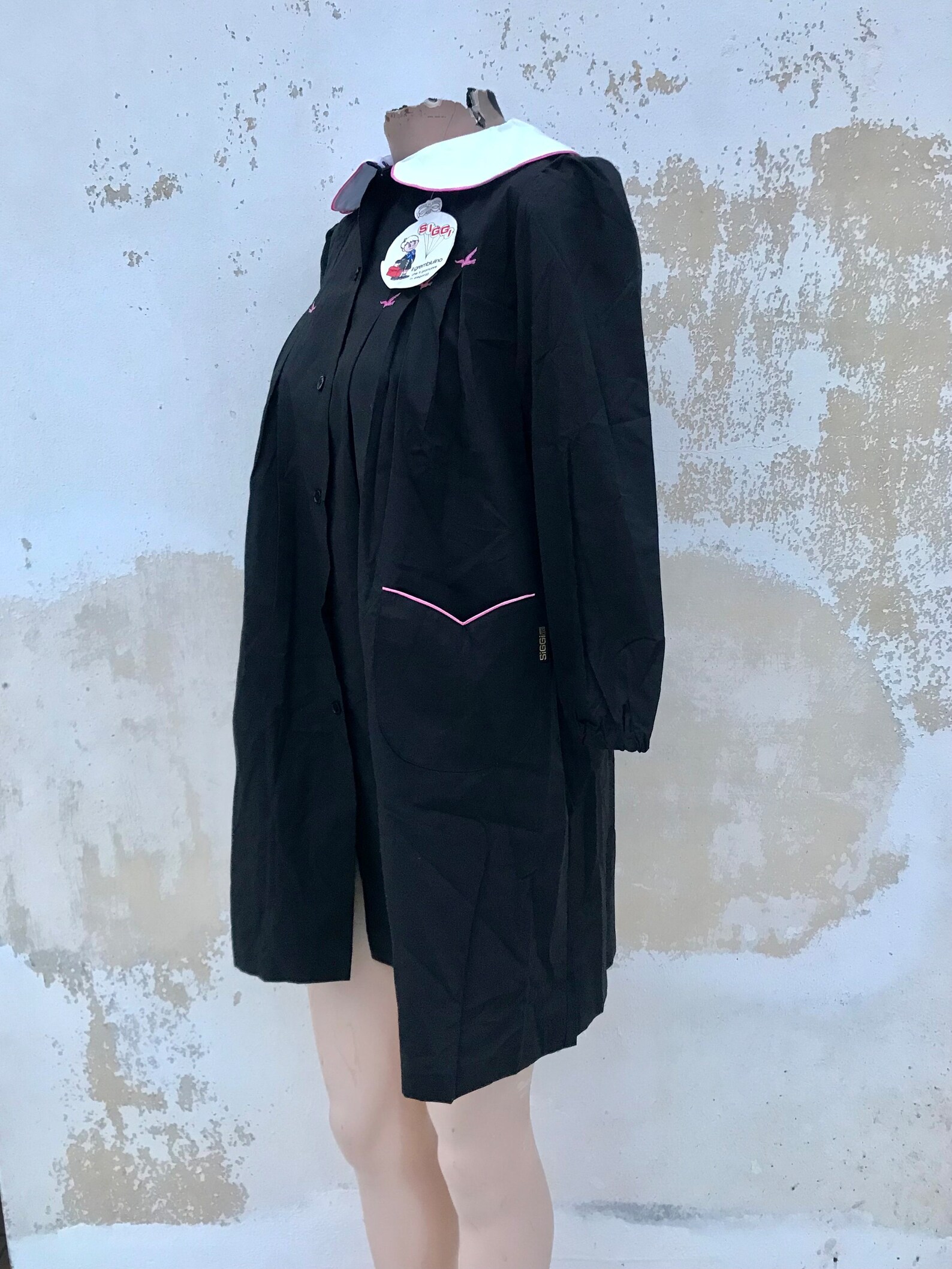 Old School Siggi, Italy, 70s Smock Buttoned Dress With Embroidered ...