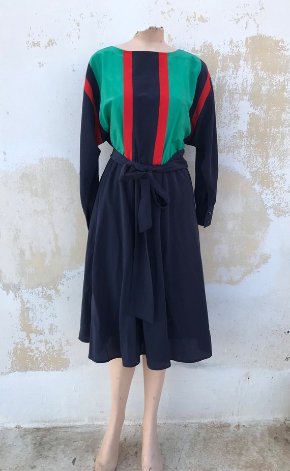Colorblock 80s vintage dark blue dress with green and… - Gem