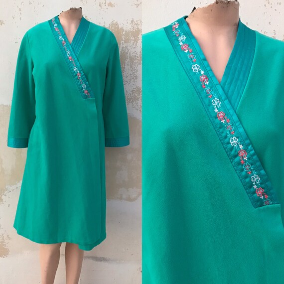 Mint green toweled wrapped home robe 80s vintage with… - Gem