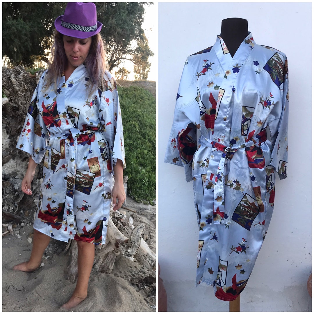 Kimono/robe-dress 70s/80s Vintage Features Various Floral Prints Mixed With Other Designs, Made ...
