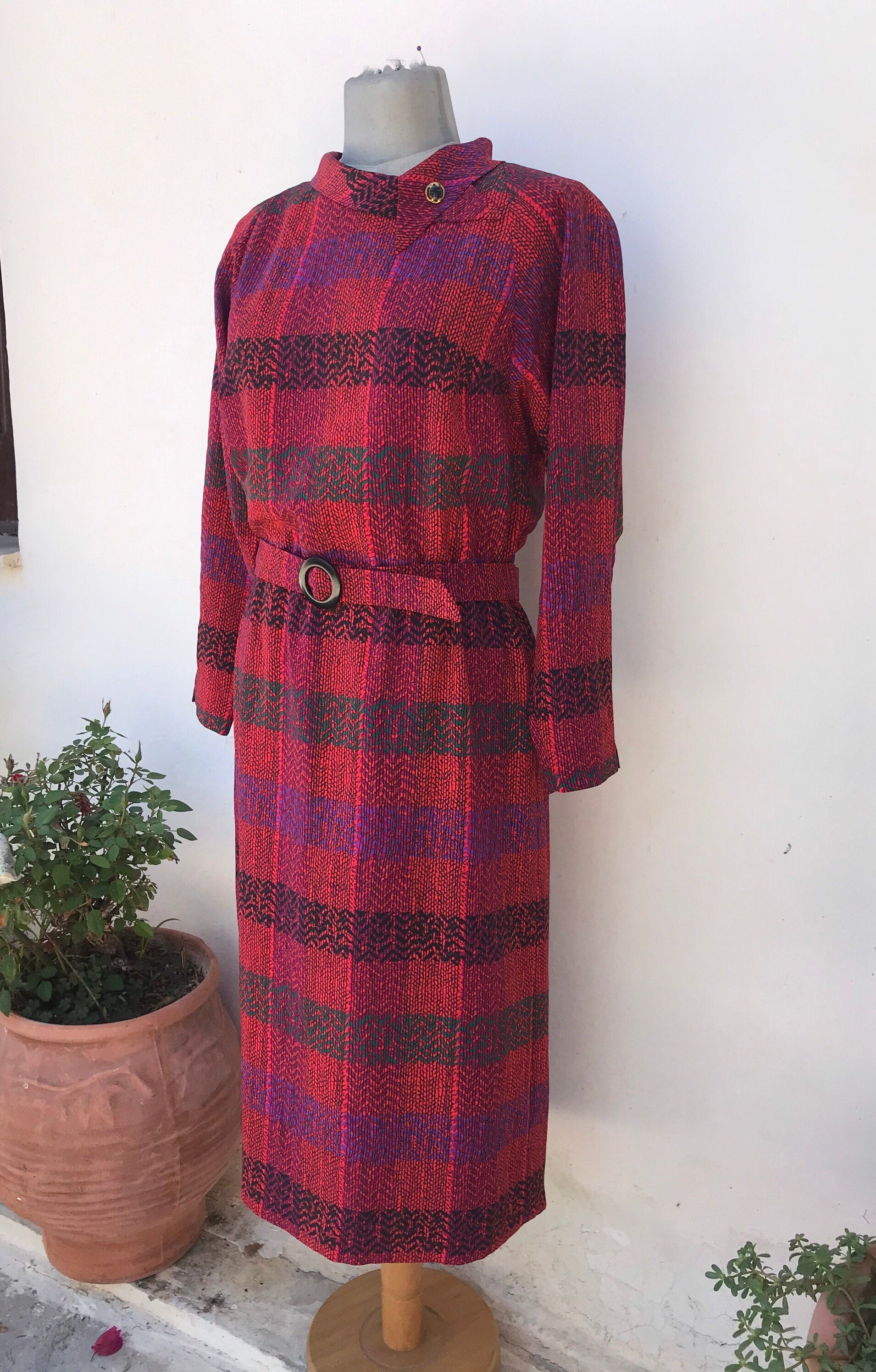 Late 70s/early 80s Vintage Iconic Plaid Dress Features Bat Sleeves ...