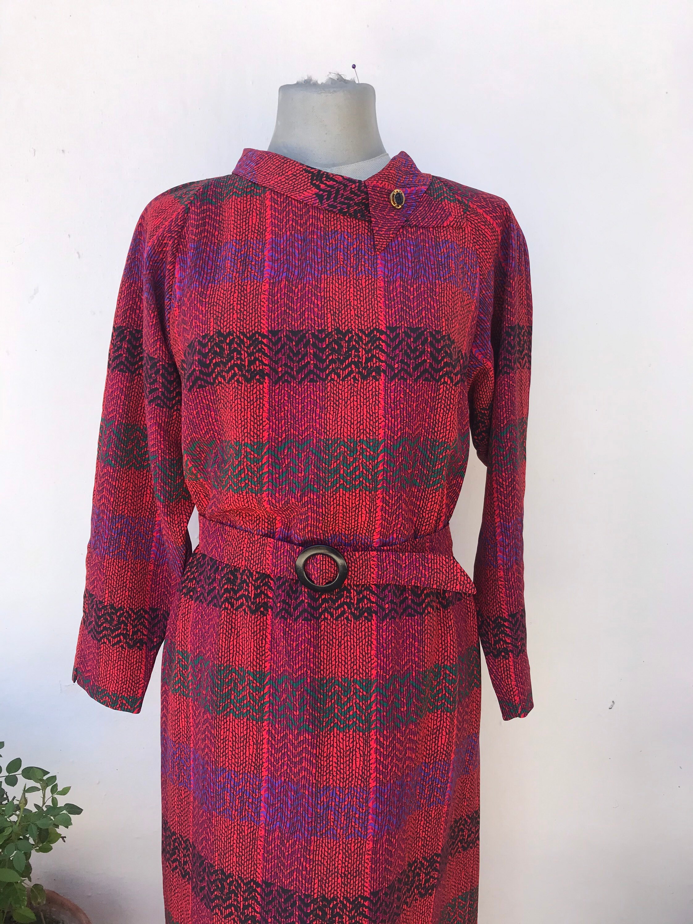 Late 70s/early 80s Vintage Iconic Plaid Dress Features Bat Sleeves ...