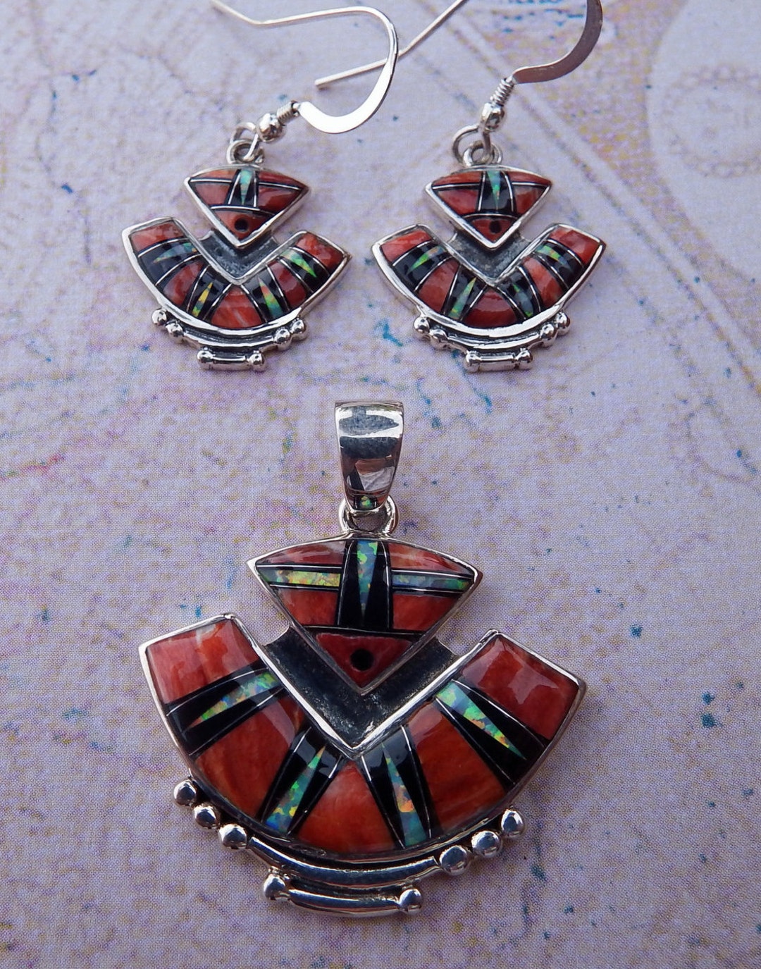 Zuni Style Gemstone Inlay Set Pendant and Earrings / Opal, Spiny Oyster ...