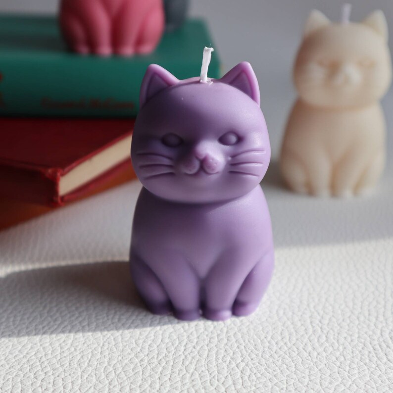 Cute Cat Candle Kitty / Soy Wax Cat Candles - Etsy Canada