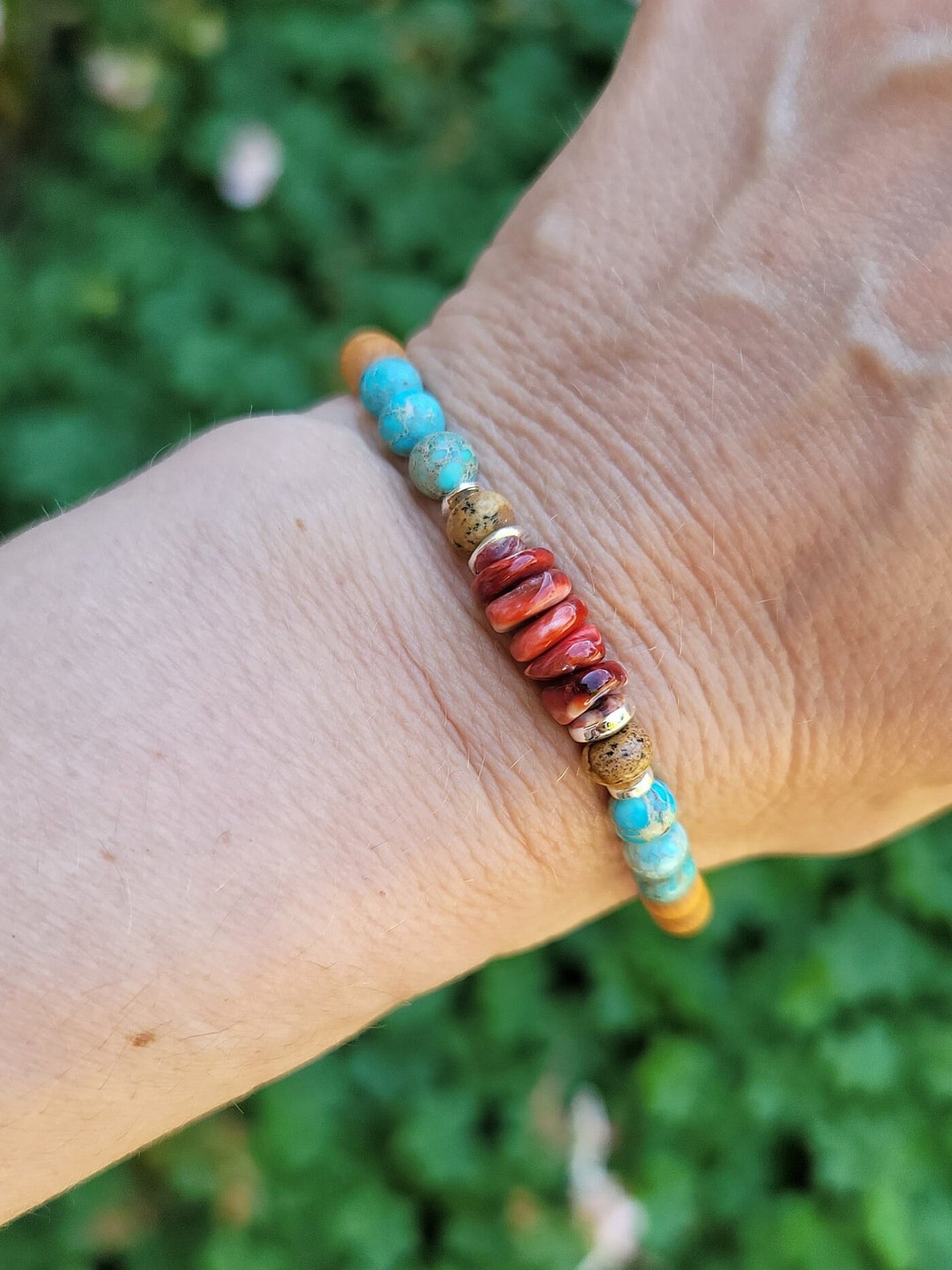Spiny Oyster Ocean Vibes Small Petite Beaded Stackable Stretch / Sea ...