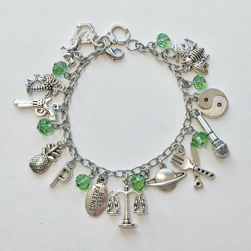 Psych Pineapple - Etsy