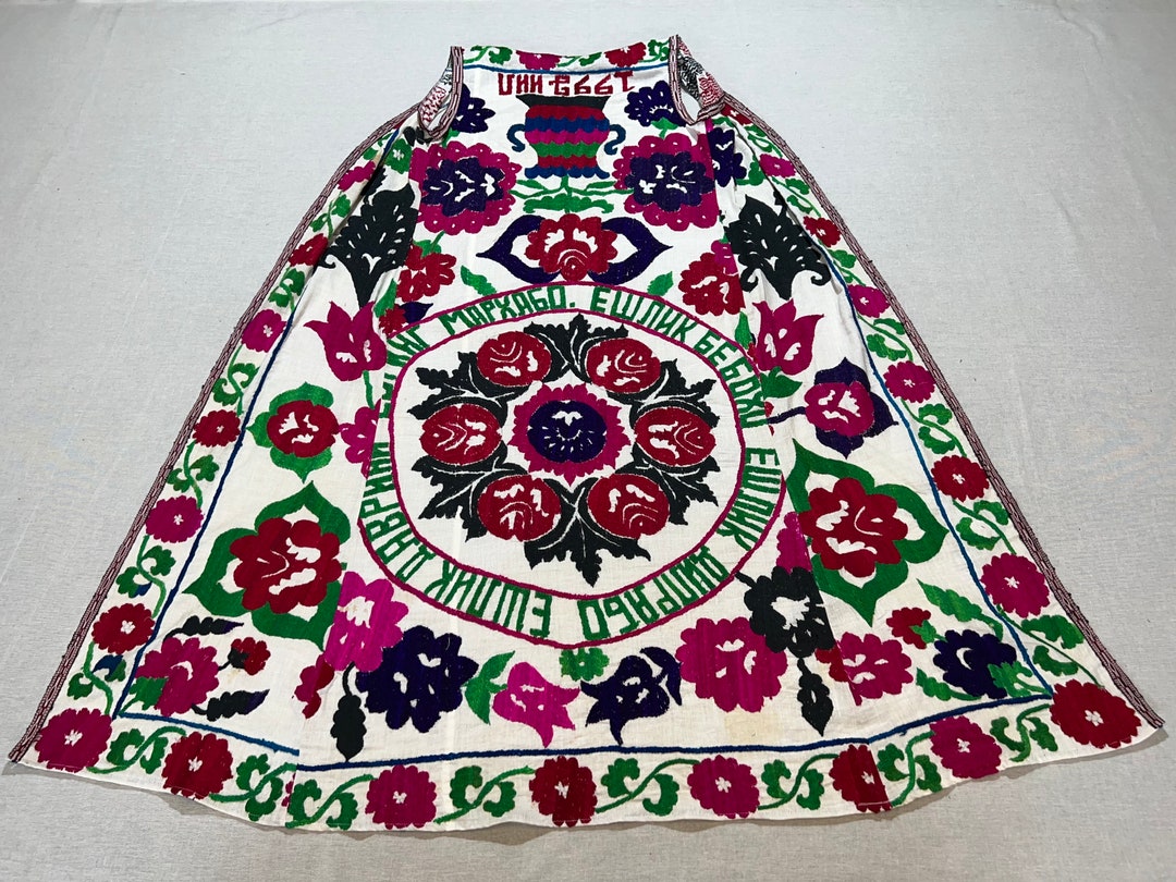 UZBEK Vest, CHAPAN, Vintage Suzani Coat, Handmade Uzbek Robe ...