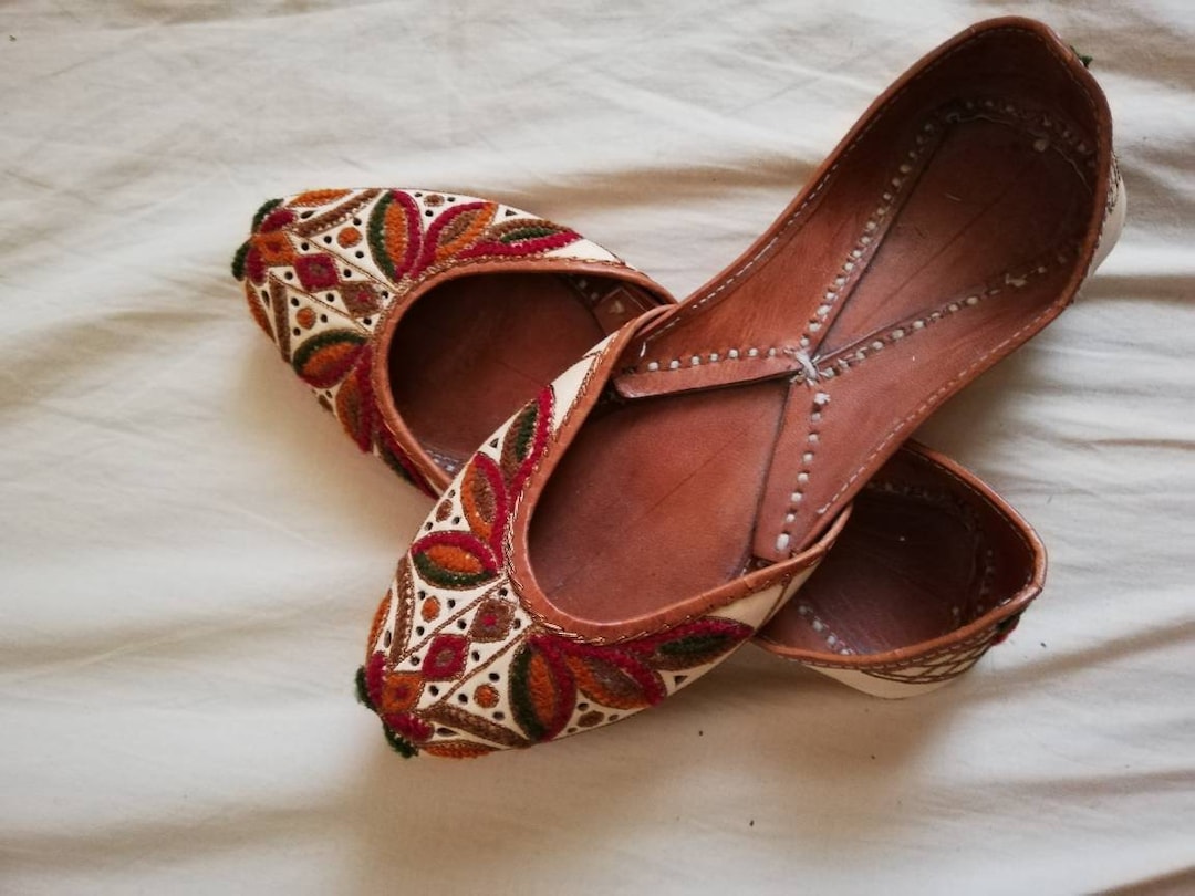Women's Vintage Embroided Flats Sandals Handmade - Size 7 - Etsy