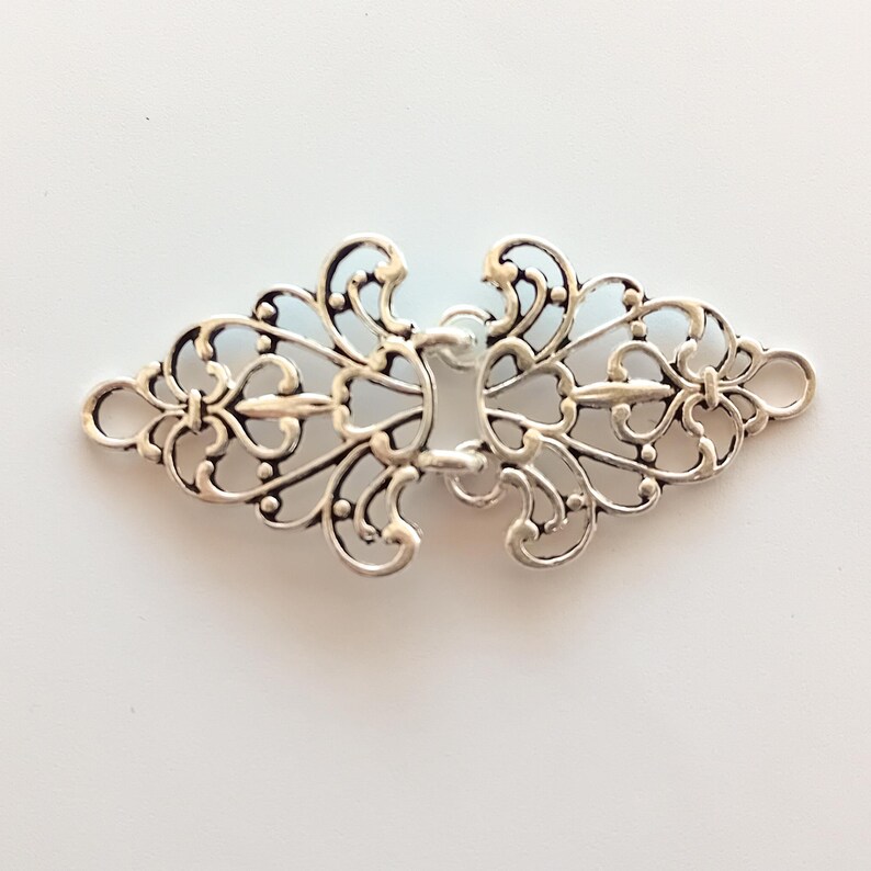 Cloak Clasp 