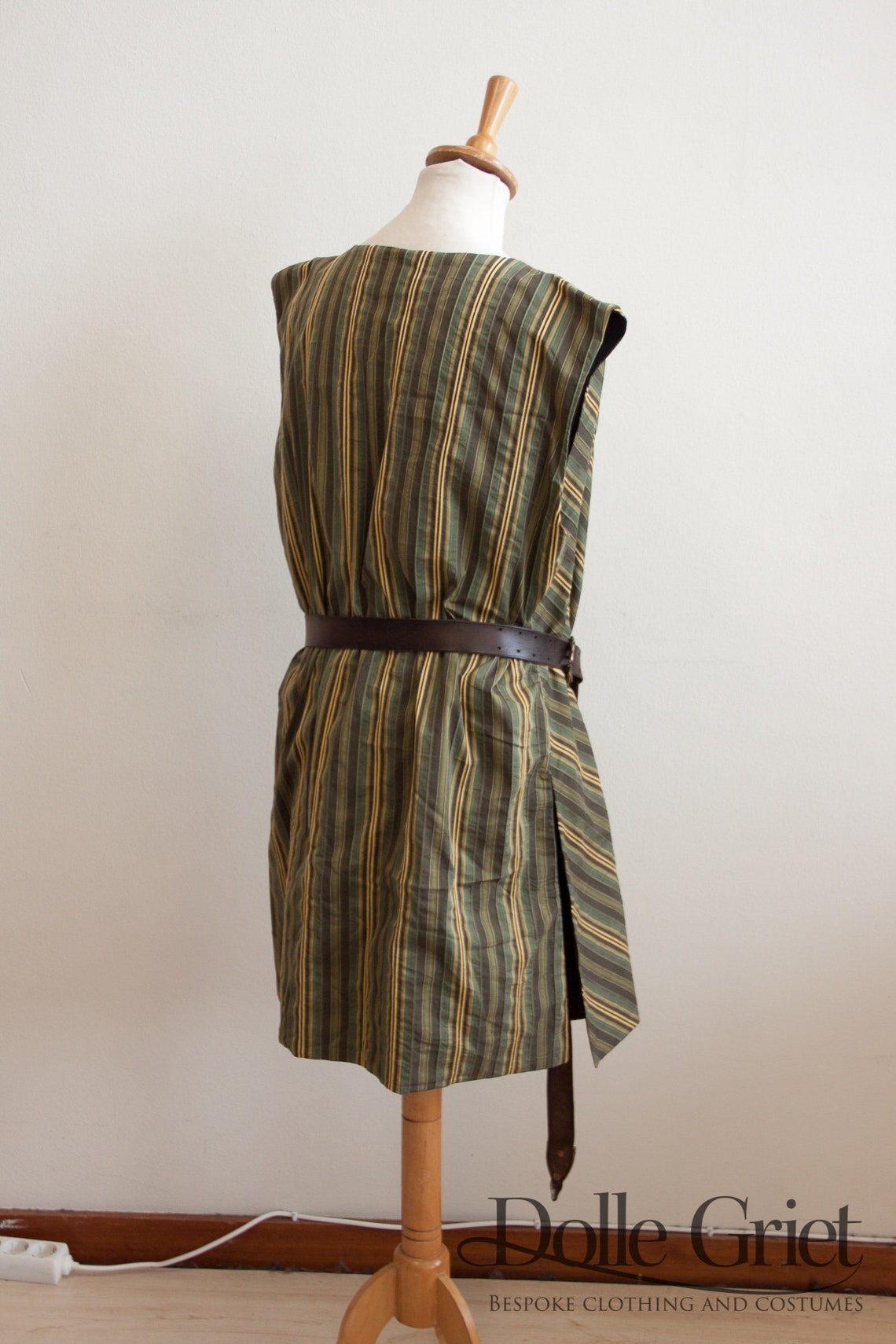 Lined surcote with chevrons | Etsy