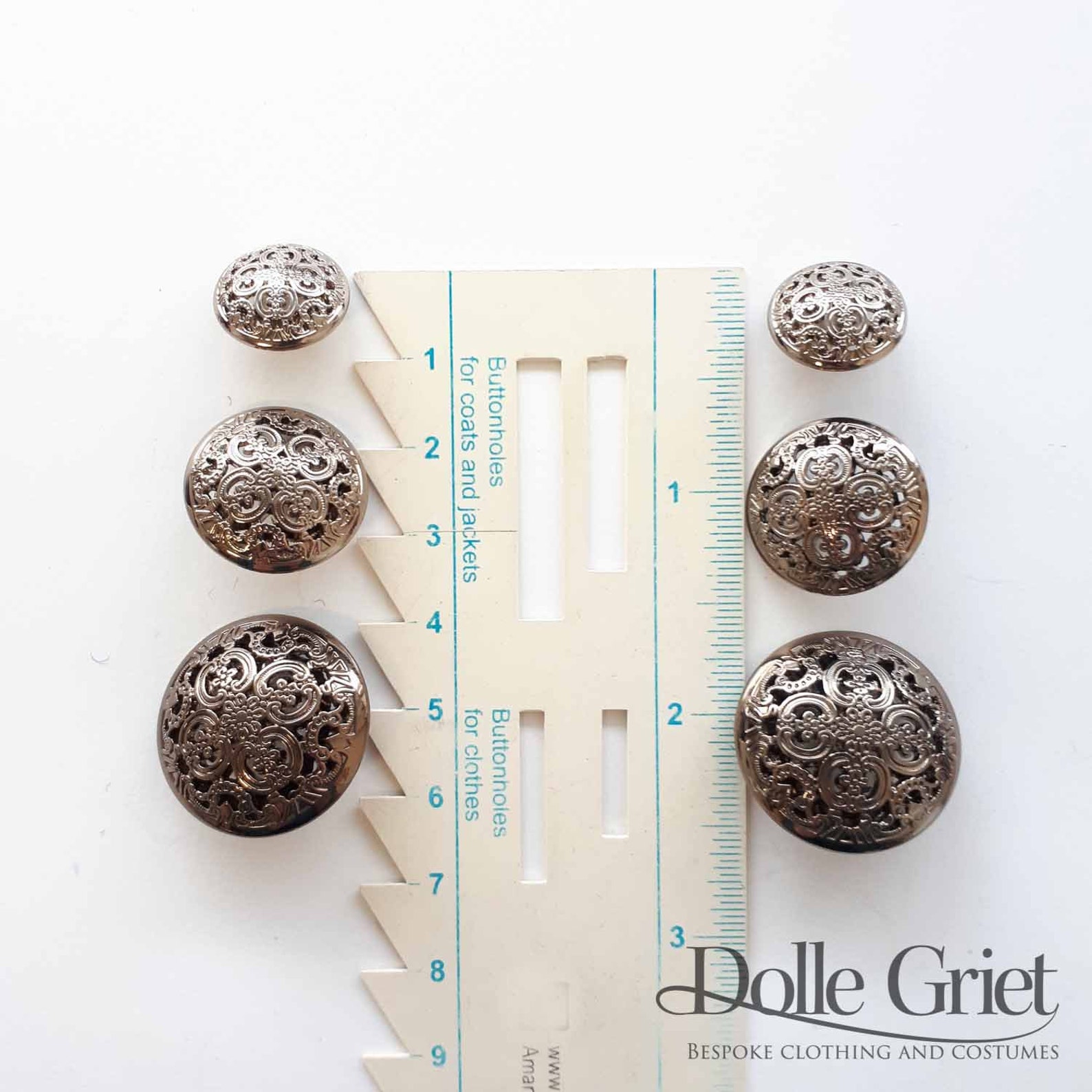 Filigree Metal Buttons in Light Brass - Set of 5 - Etsy