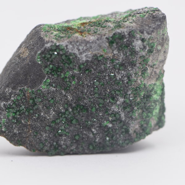 Uvarovite Garnet - Etsy