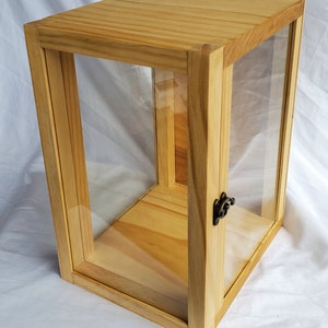 10 1/2 X 7 1/2 X 6 Wooden Shadow Box / 3 Sided Glass / Hinged Glass Lid ...
