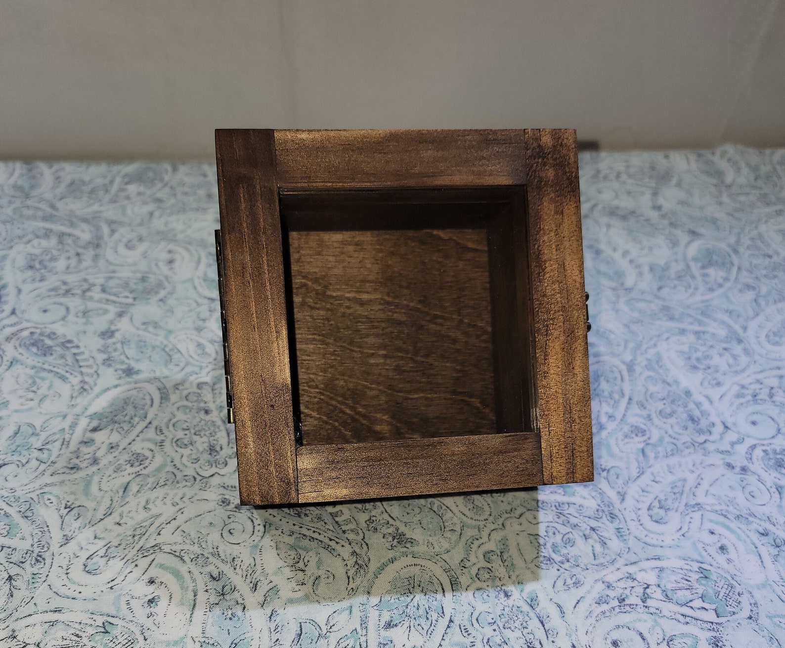 3 1/4 X 3 1/4 X 1 5/8 Wooden Shadow Box / Hinged Glass Lid / Display ...