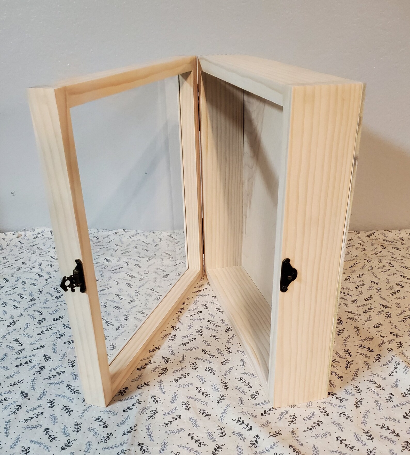 12 X 12 X 3 1/4 Wooden Shadow Box / Hinged Glass Lid / Display Case Box ...