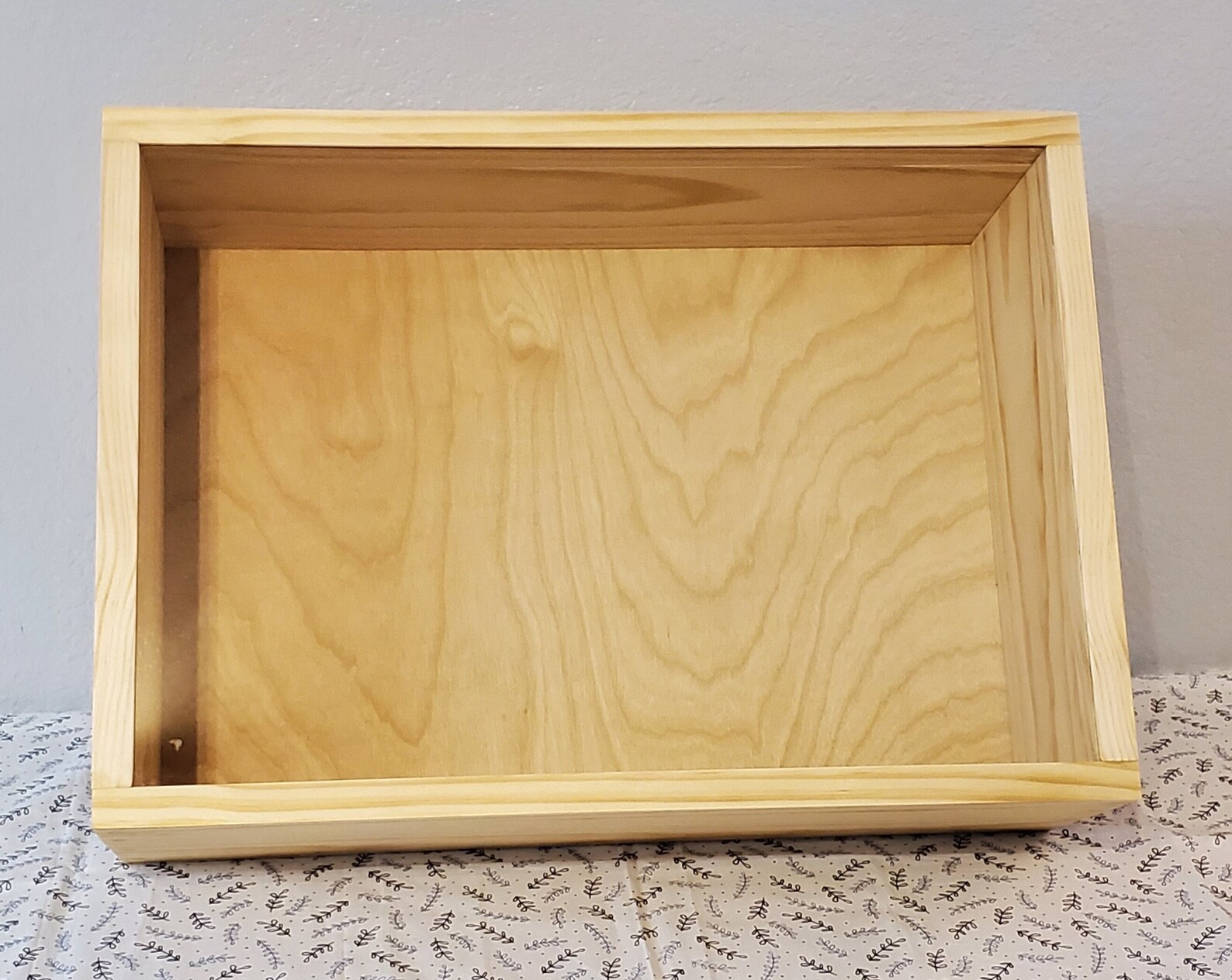 18 X 12 1/2 X 5 1/4 Wooden Shadow Box / Hinged Glass Lid / | Etsy