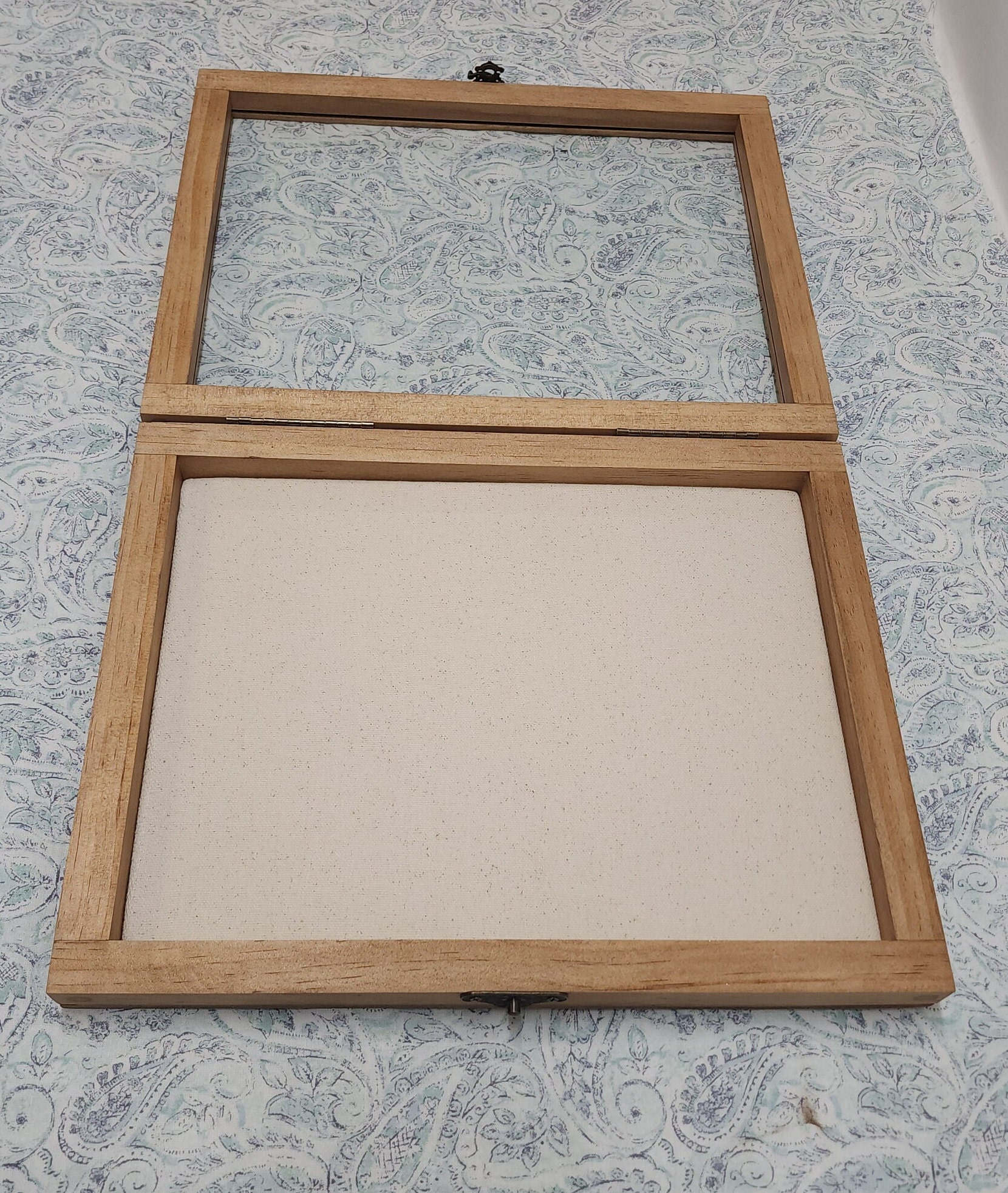 8 1/2 X 11 X 1 Wooden Shadow Box / Hinged Glass Lid / Cream Colored ...