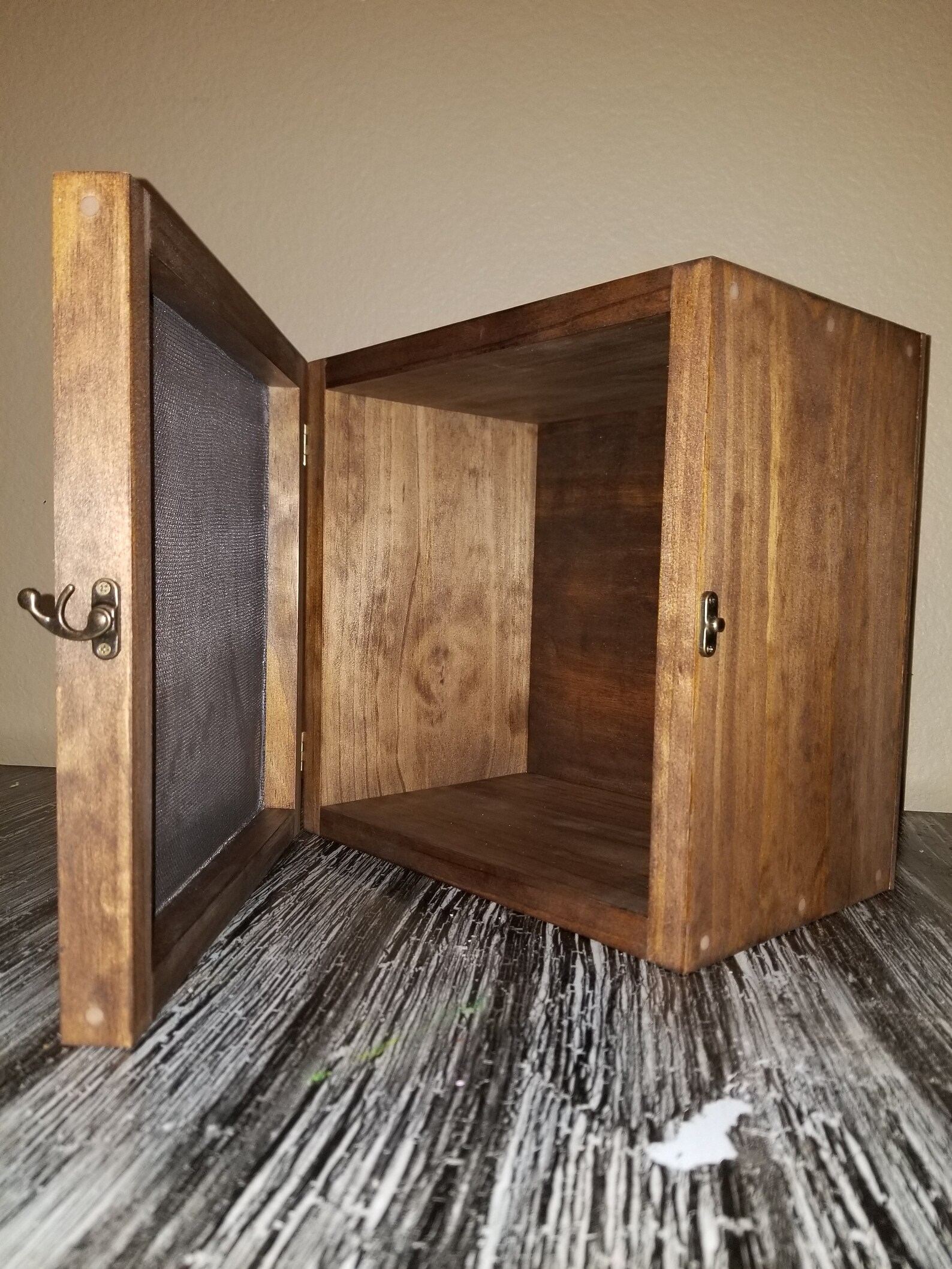 10 X 10 X 8 1/4 Wooden Shadow Box / Black Screen in Hinged Lid - Etsy