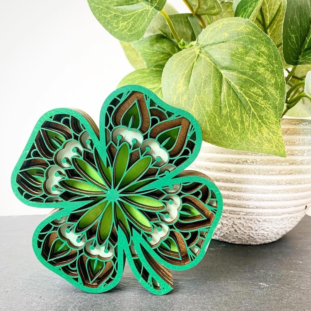 3D Wood Clover St. Patrick's Day Decor Four Leaf Clover Clover Decor ...