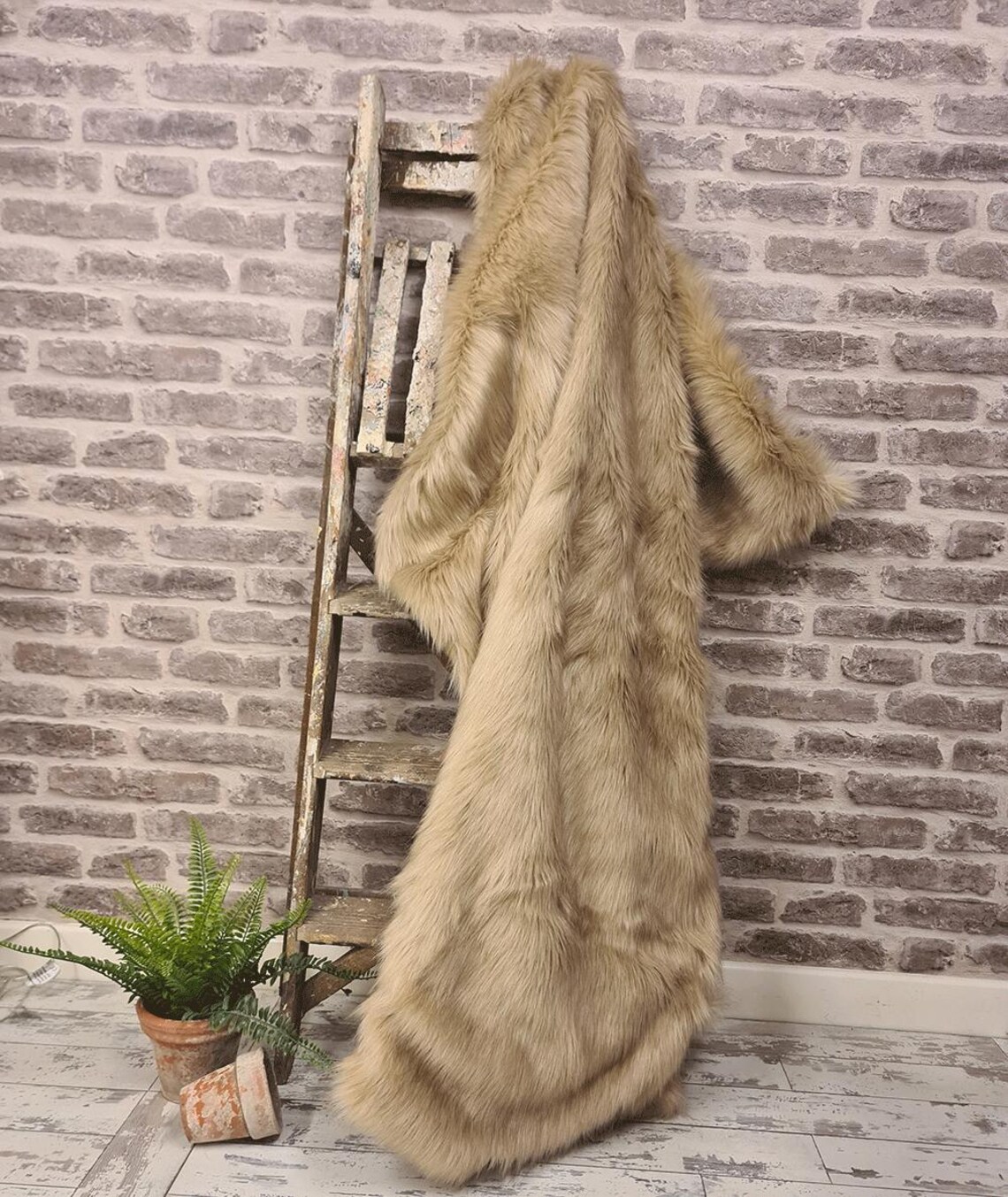 Luxury Camel Faux Fur Bed or Sofa Throw With Brown Faux-suede Lining in ...