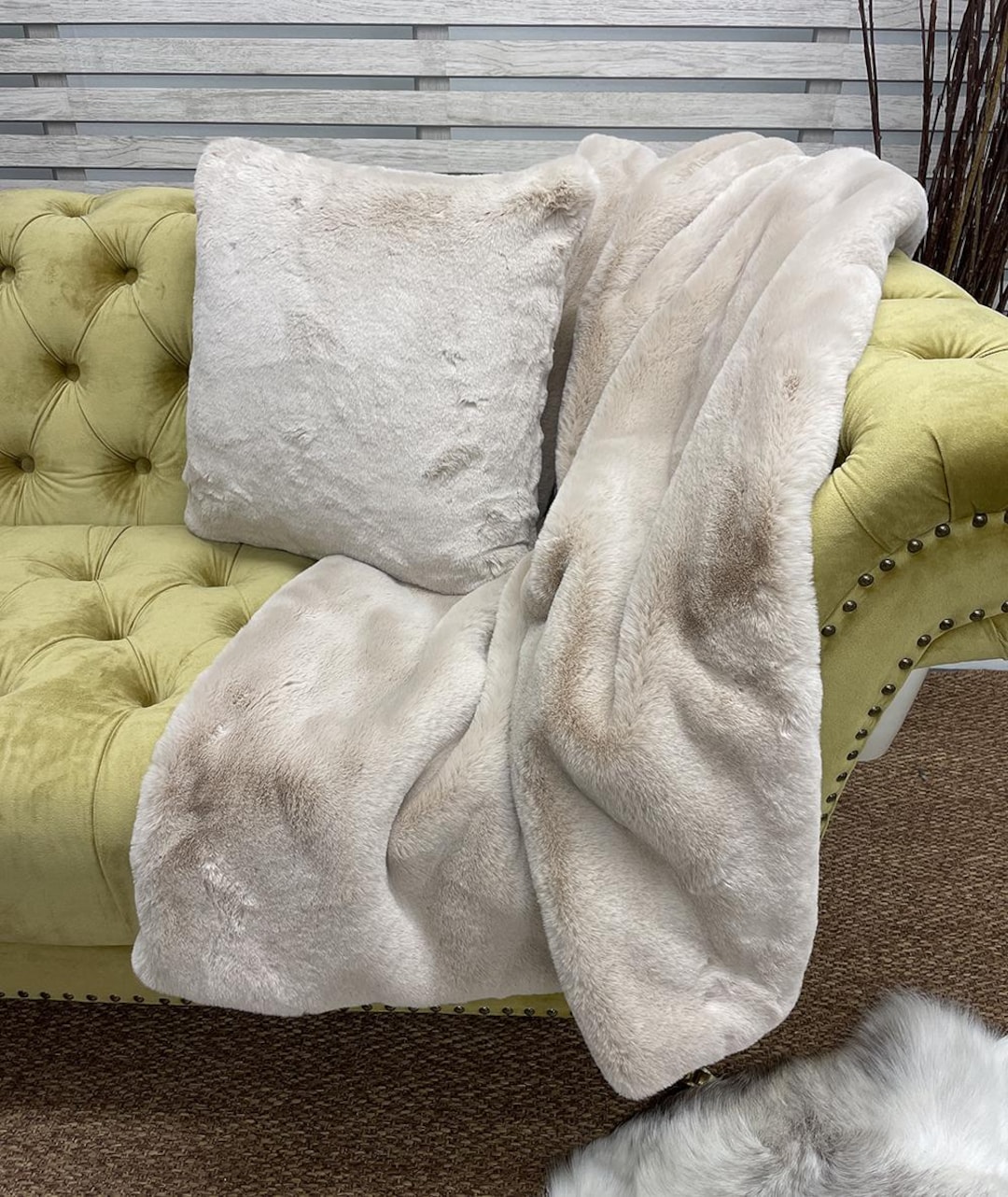 Luxury Richmond Beige Faux Fur Blanket Throw | Beige Furry Blanket ...