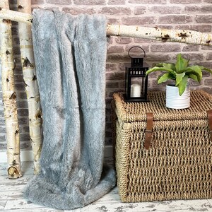 Ash Light Grey Faux Fur Throw for Bed or Sofa With Grey Faux-suede ...