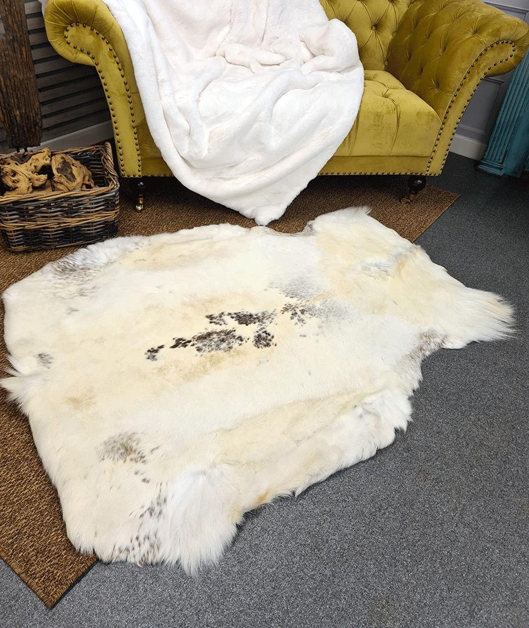 Luxury Large Reindeer Hide Rug | Large Caribou Skin Rug | Large ...