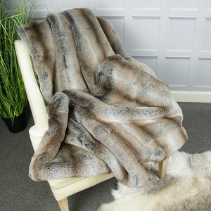 Faux Fur Throw Grey Rabbit, Fake Fur Bedspread, Bed or Sofa Blanket ...