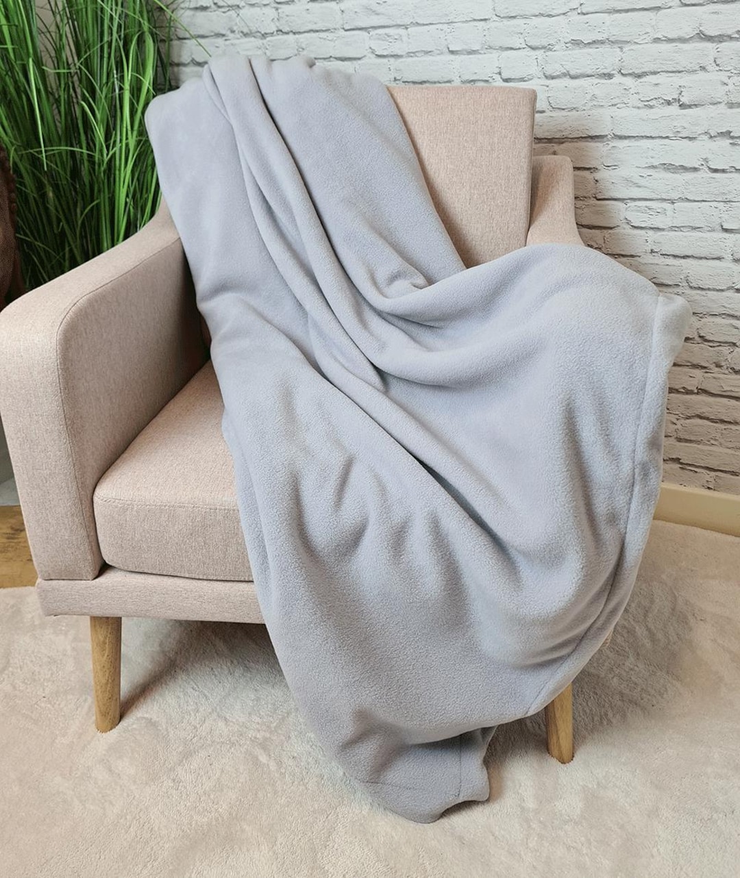 Light Grey Double-sided Fleece Throw | Double-sided Grey Fleece Blanket ...