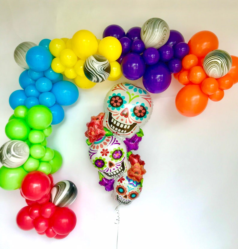 Day of the Dead Balloon Garland, Sugar Skull Halloween Party Decor - Etsy